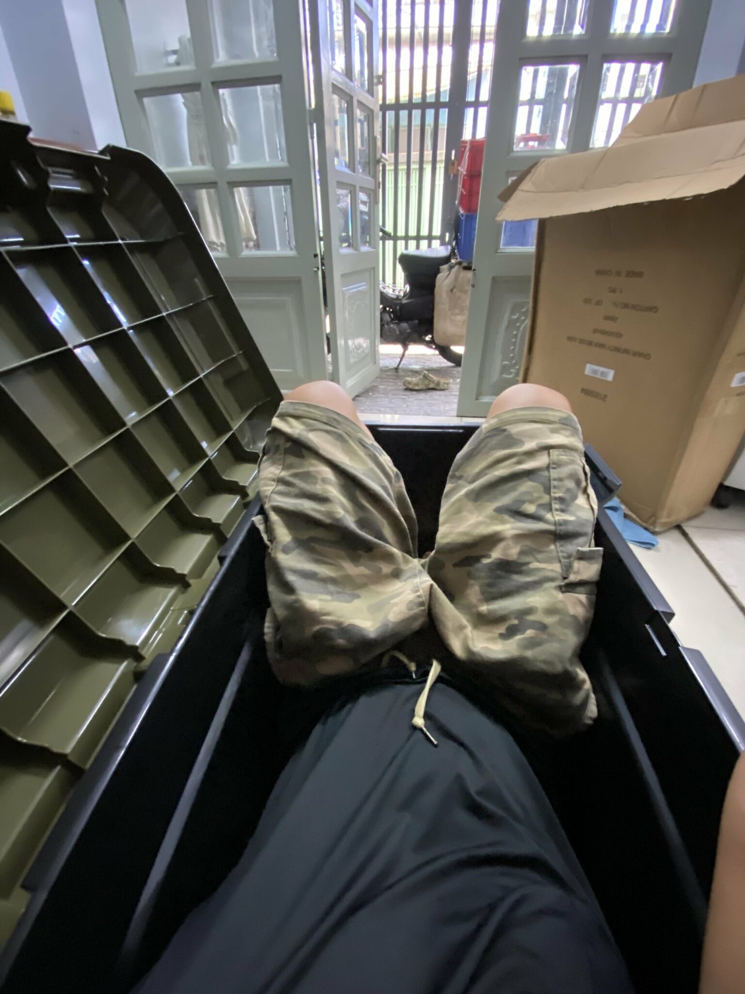 Thùng Đựng Đồ Nafco Tiamos 1000 | Motocamp.vn