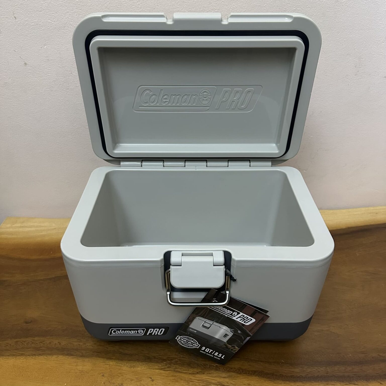 Thùng Đá Coleman Pro 9-Quart Hard Cooler | Motocamp.vn